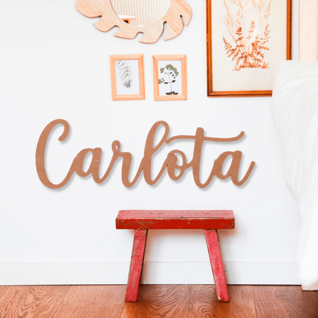 Nombres en madera LETTERING